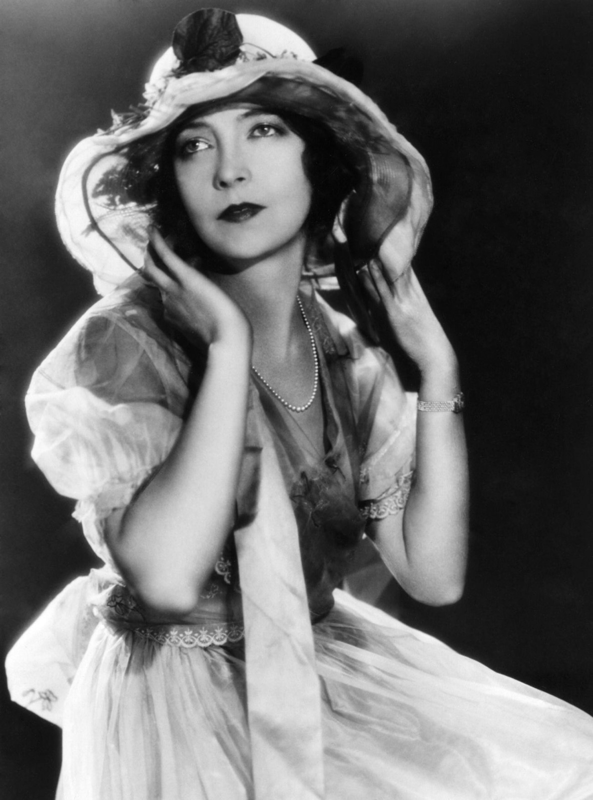 Lillian Gish Annex